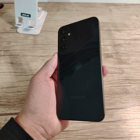 Samsung A24 sotiladi