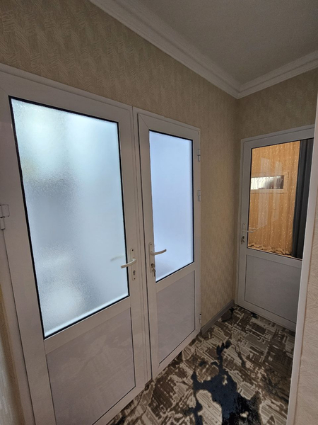 Ул. Амира Темура ориентир Атлас,2-х ком кв на 2-ом этаже в 4-х этажном