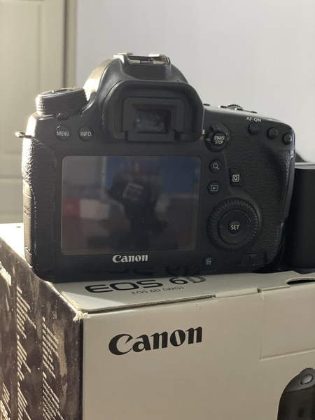 Canon eos 6d +canon 50mm 1.8 stm obektiv