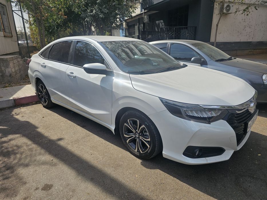 Honda crider turbo 1 l