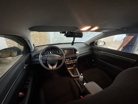 Hyndai Elantra 2020