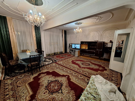 Продается квартира 4/3/4 в Мирабадском районе г.Ташкента