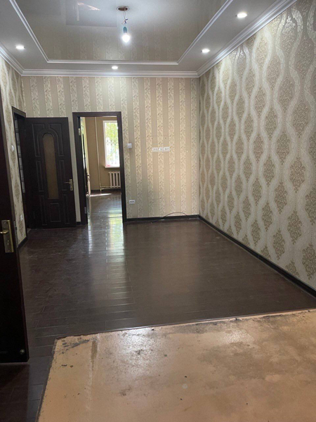 Продажа под коммерций.  Продаётся 2 комнатная квартира