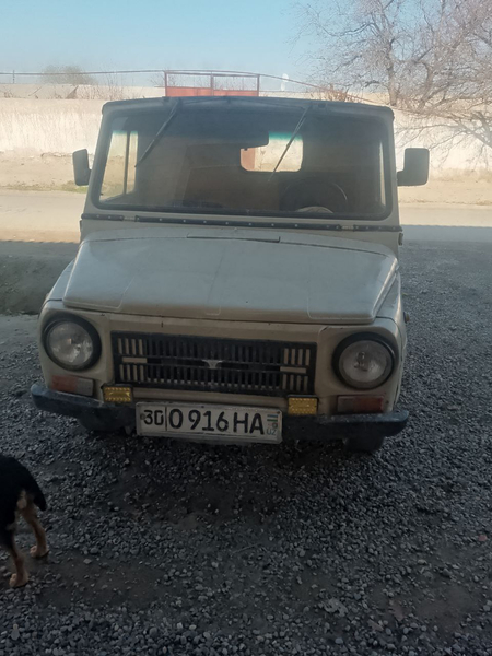 Luaz sotiladi srochna!