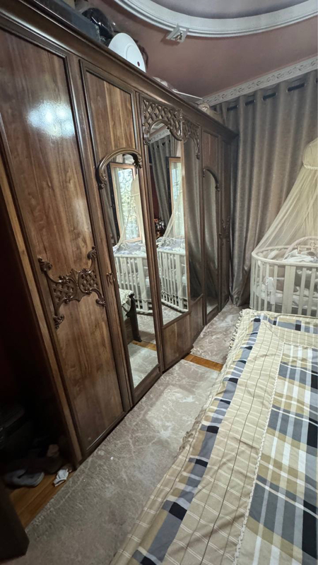 Спальный гарнитур