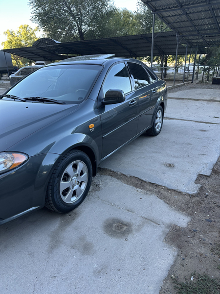Chevrolet jentra lacetti 3paz