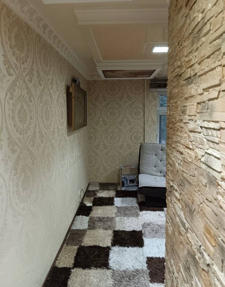 ^ул.Мукими 1в2/2/4 балкон 2х6 (43кв.м) метро Хамза
