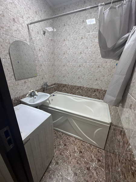 Продаётся 2/2/4 на м-в Ялангач
