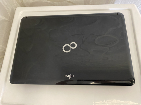 Ноутбук fujitsu