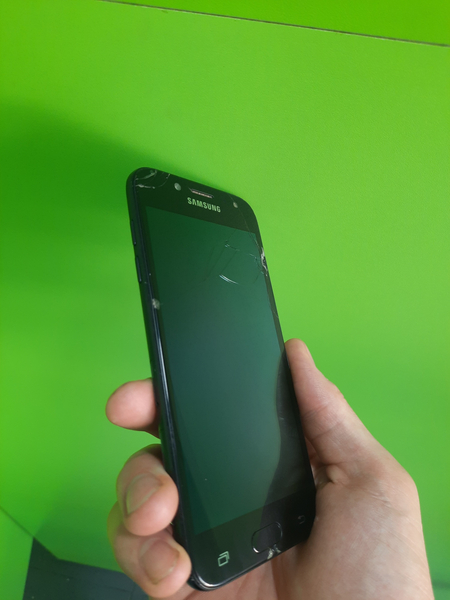 Срочно телефон сотилади Samsung j5 16gb 2ta simkartaliy