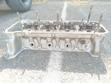 Головка Jiguli motor golovka