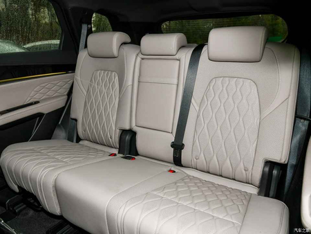 Gonzo Motors Samandar BYD Tang DM-i 2024