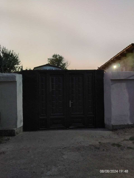Продается Дача Занги ота Ленинизмда, 6 сотих 5-хона, 2-этаж.