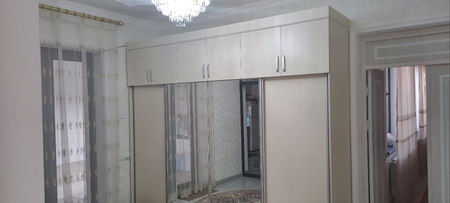 Юуқори Хасанбой битонкадан 5 км кирганда 2.3 сотиг 4 хона уй сотлади