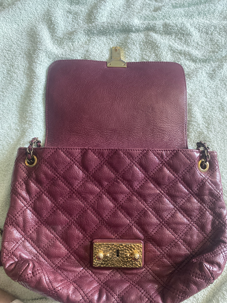 Продаеться кожанная сумка marc jacobs