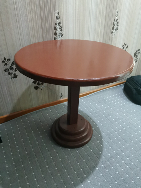 Stol material taxta