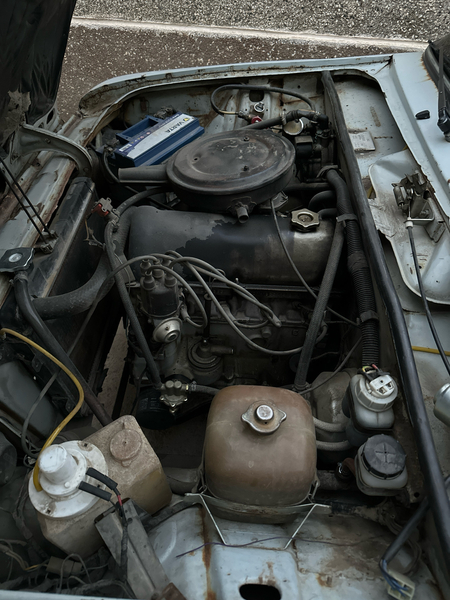 Vaz 2106 sotiladi