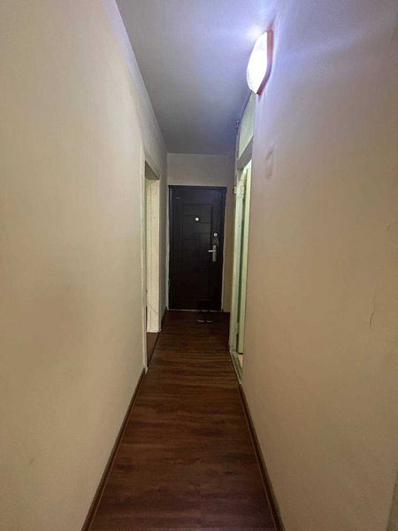 1 xonali 36m² 1-qavat uy sotiladi