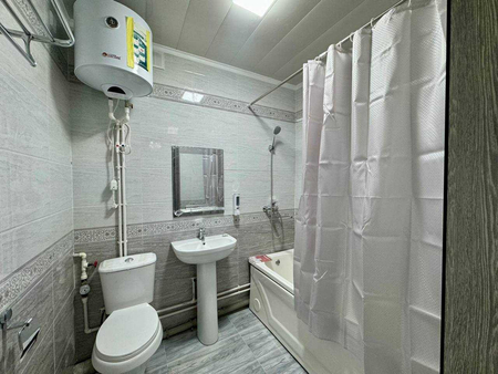 1 xonali 38m² 3-qavat uy sotiladi
