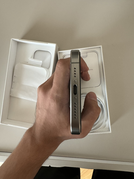 iPhone 15 pro max 100% batareya ideal , Natural titanium