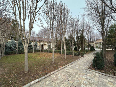Продаётся особняк в поселке Улугбек ID: 54753