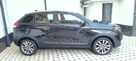 Lada Xray cross 2021