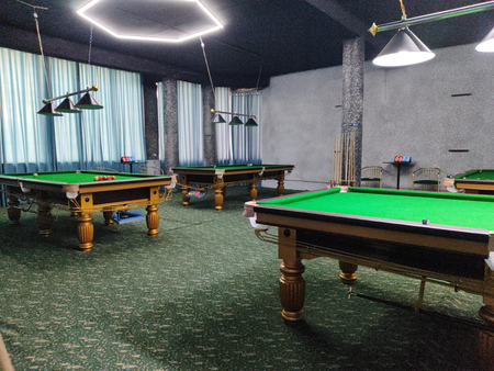 BILLIARDS POOL CLUB biznesi sotiladi