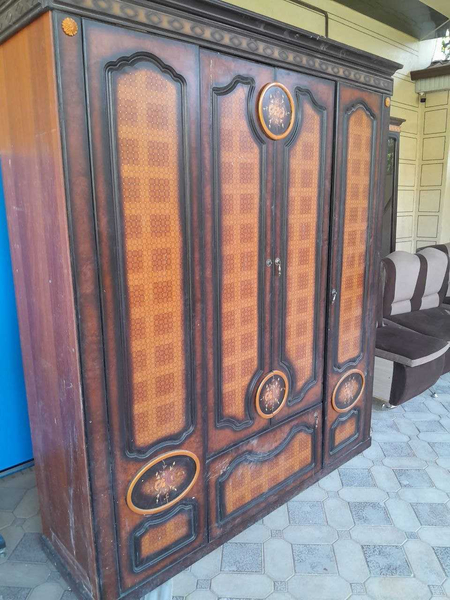 Продаю свою мебель
