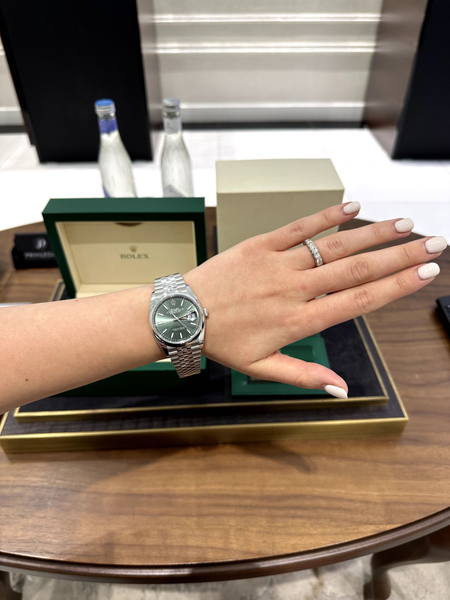 NEW Rolex Datejust 36 mm Steel 126200