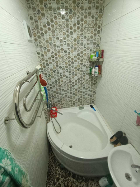 Продается квартира 4/1/4 на ТТЗ-4 ор-р инст.т Менделеева №466