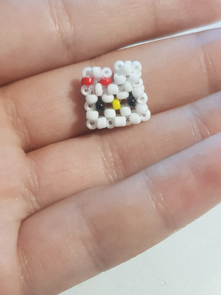 Hello kitty из бисера