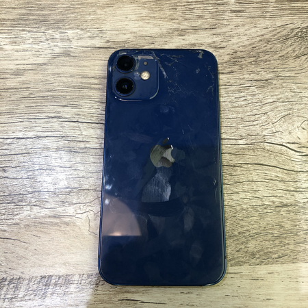 Iphone 12 mini sotiladi