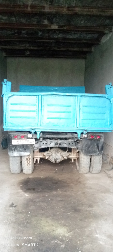 Zil 130 sotiladi