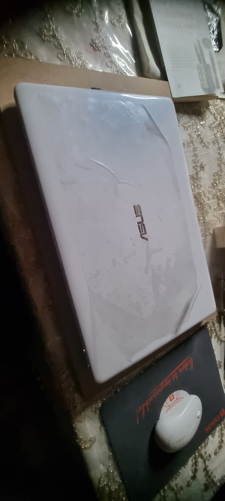 ASUS noutbuk sotiladi