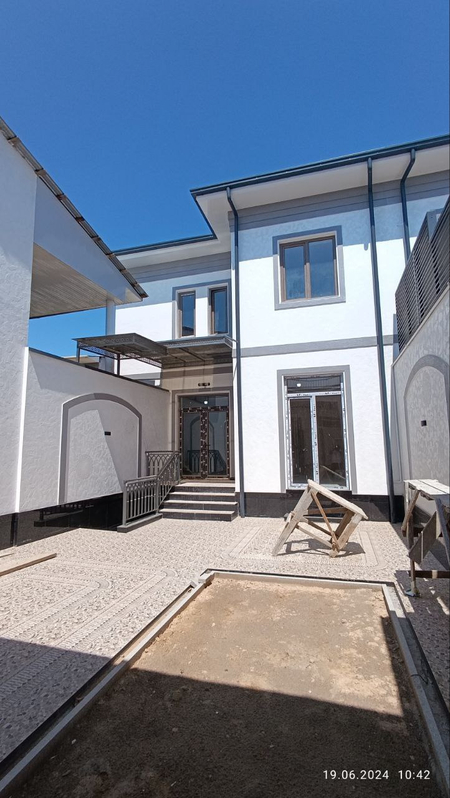 Юнусабадский р-н , Хасанбой, Евро дом 2,6 сотки 6 комнат .
Продается