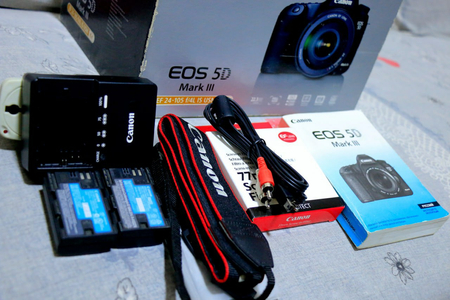 CANON 5D MARK3 sotiladi