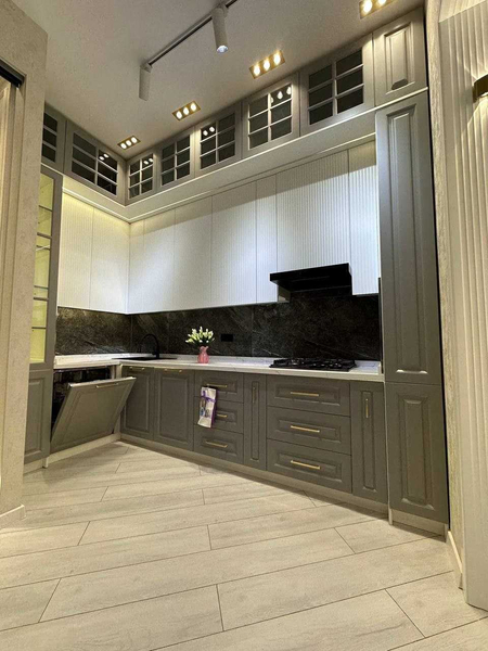 СРОЧНО ПРОДАЕТСЯ 3х ком квартира на  Ц-5 (м Минор)  95,5м2