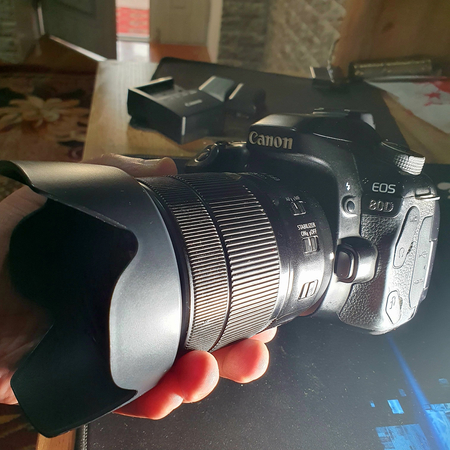 Canon 80D сотилади