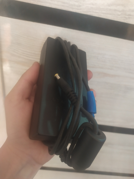 Playstation 2 sotiladi igrasi yo\\\'q lekin proshivka qilingan chipi bor