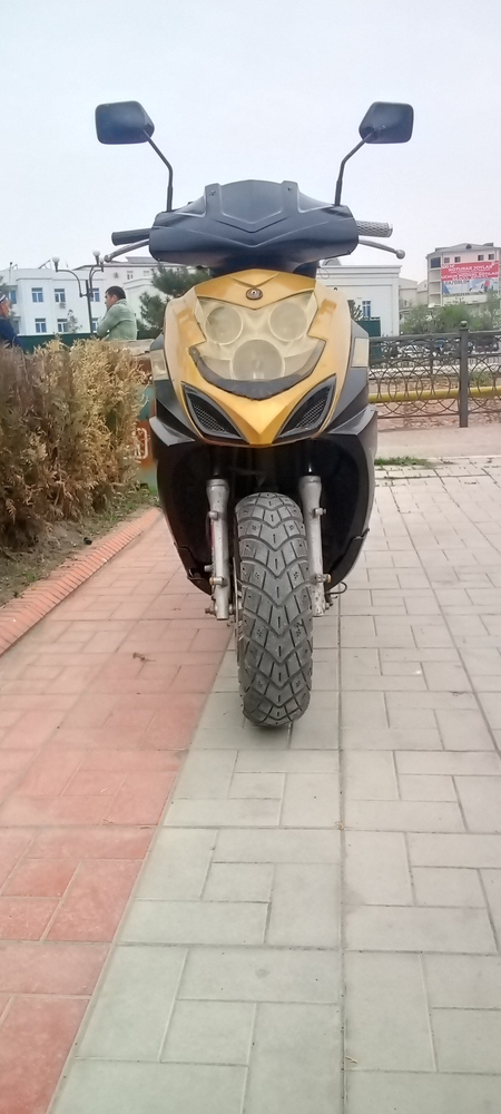Skuter sotiladi xolati yaxwi