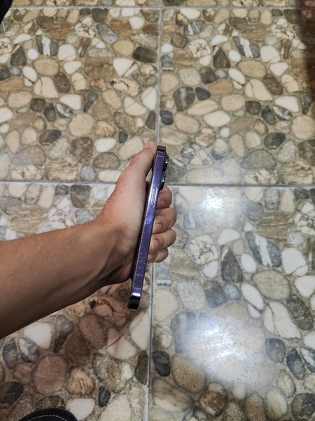 Iphone 14 pro ideal holatda