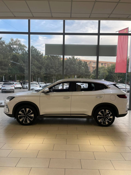 BYD song champion 605 restayling