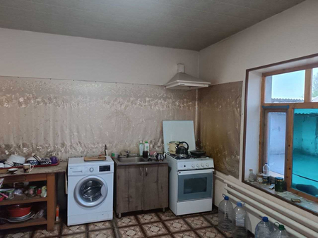 Продается дом 3 ком. примерно 110кв/м. Таш. обл, 25км от куйлюк базар.