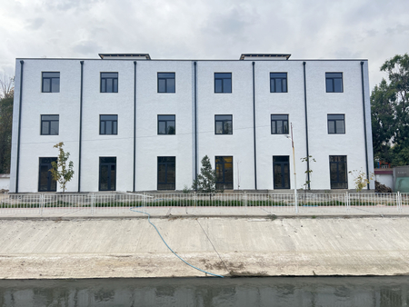 Продается здания в яккасарайском районе 800 м2