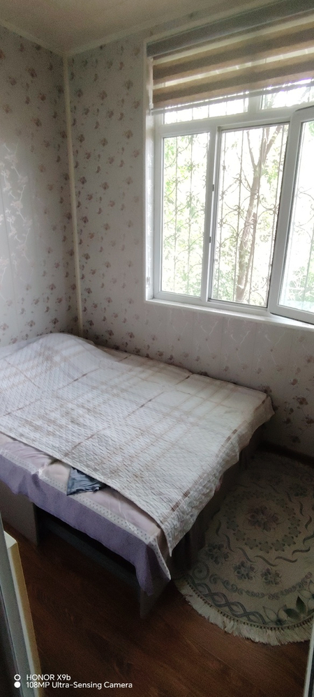 Продаётся 2х ком переделанная в 3х квартира на Кушбеги