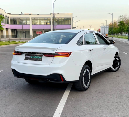 Geely Geometry A в наличии