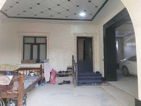 olmazor tumani qoraqamish moyariq mahalla 2 sotix 5 xona