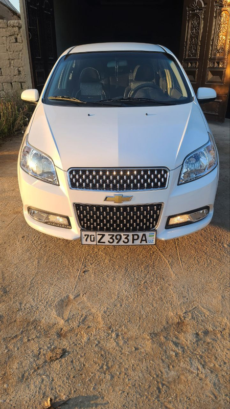 Nexia 3 sotiladi 2019 yil 16 000 yurgan