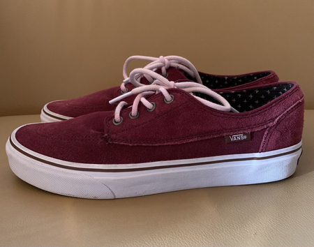 Женская обувь Калифорнийского бренда VANS