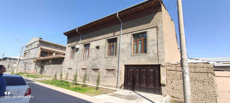 Учтепинский район Дом 4 соток 8 комнаты Из-за махалля